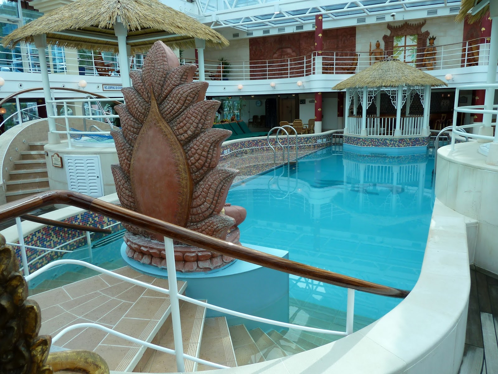 Deb's Days: Cruise Ship Pools