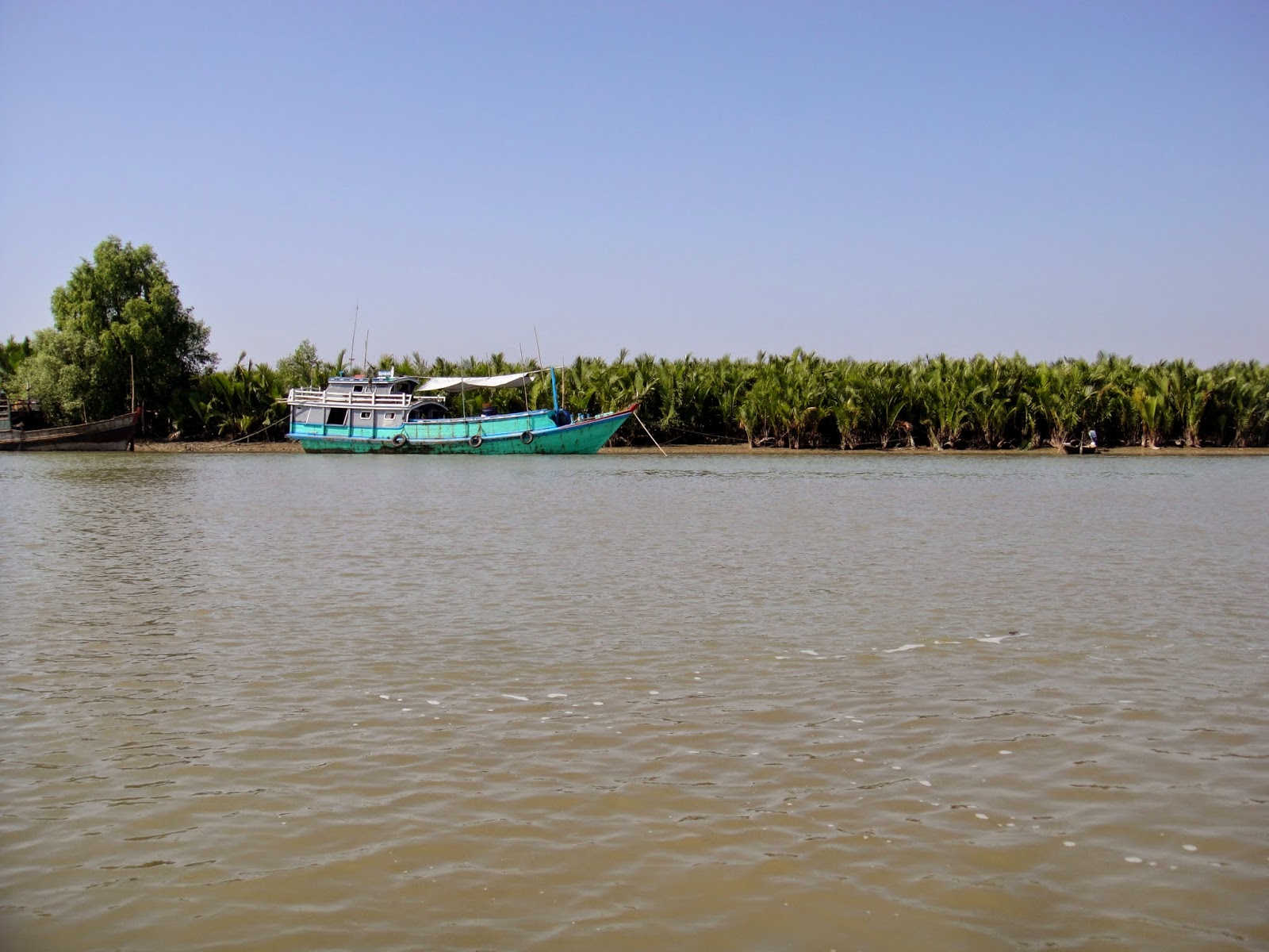 PEACE.LIVE.TRAVEL: Haing Gyi Island, Myanmar