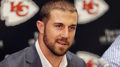 The Blueberry Files: The NFL's Top 10 Hottest Quarterbacks 2015