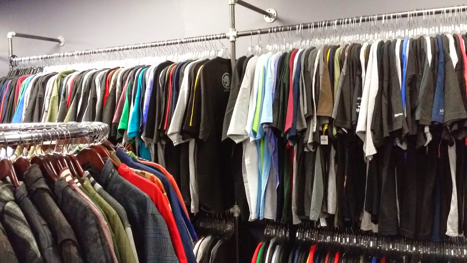 SHOP WITH HOP: ONE OF A KIND CLASSIC STREETWEAR @ STREET WEAR ADDICTS ...