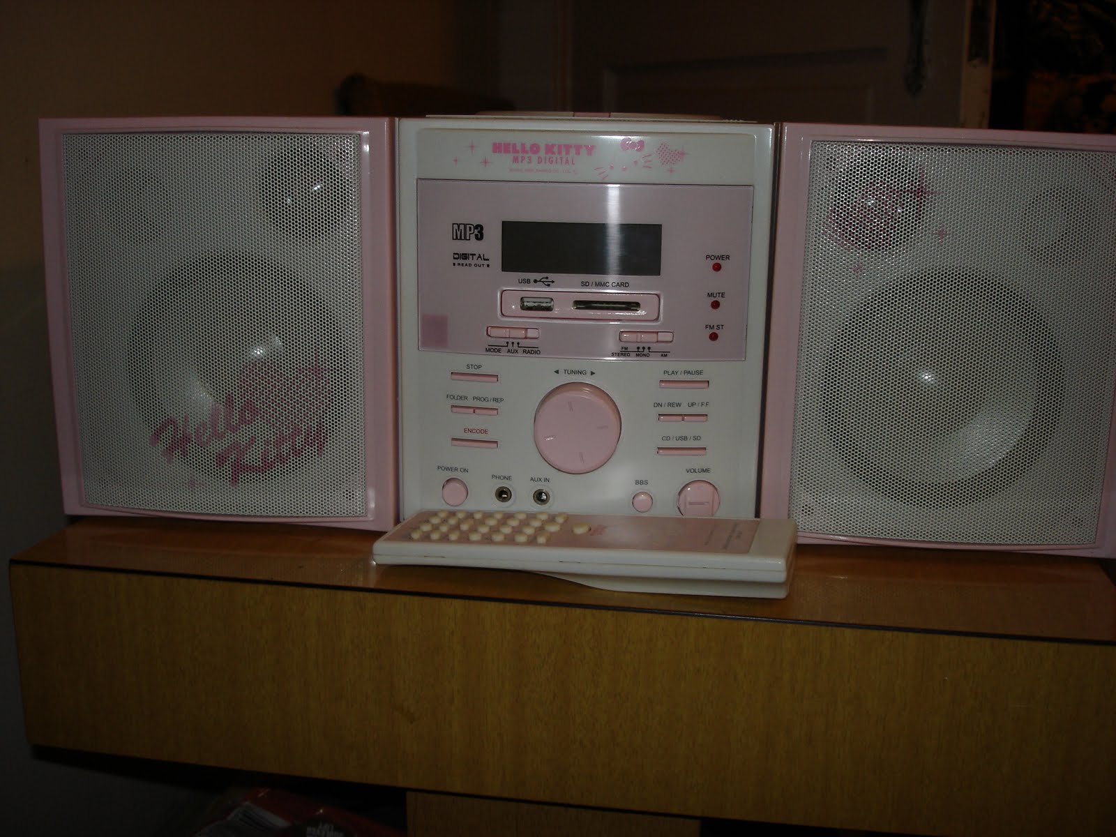 Totally Hello Kitty Obsessed: Hello Electronics!