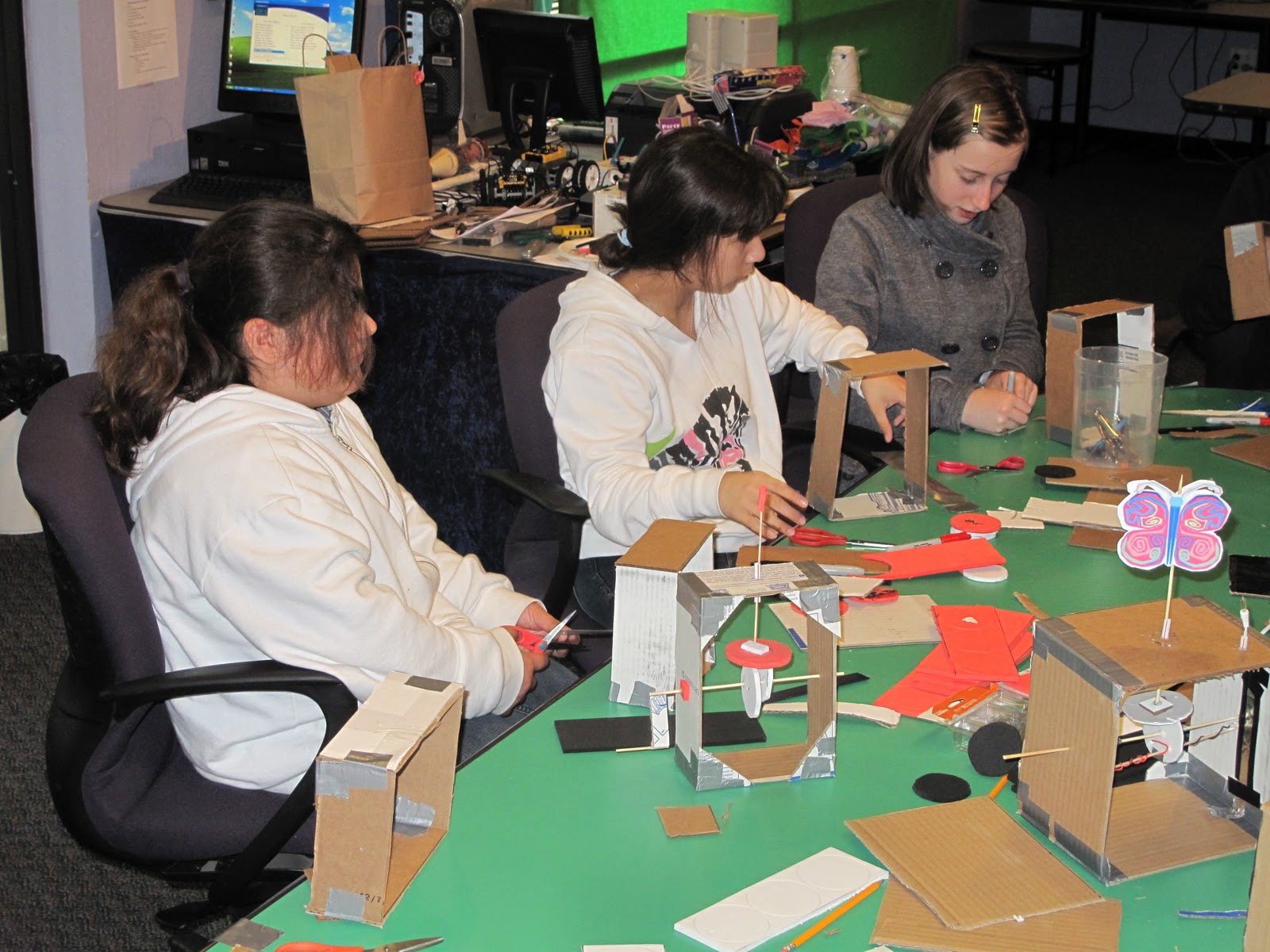 LunaTech: Cardboard Automata