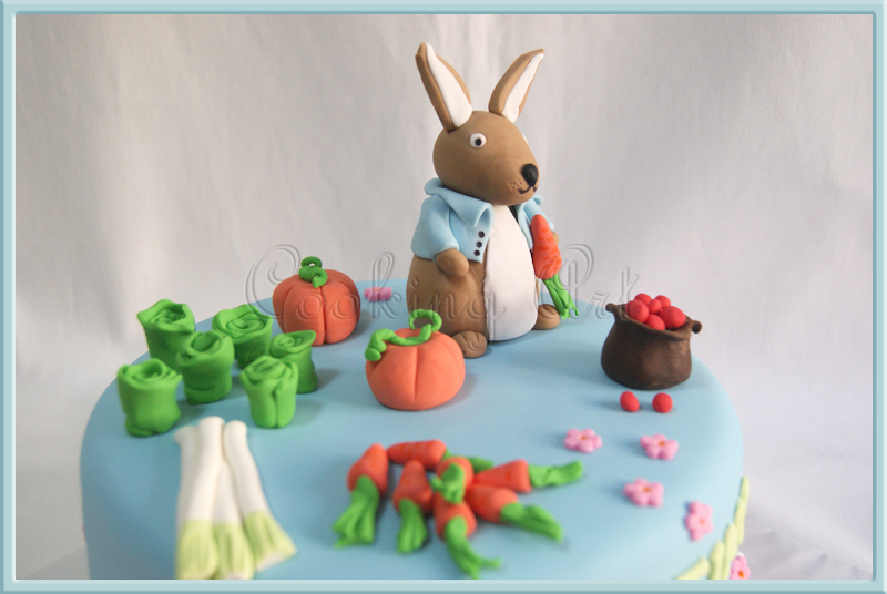 TARTA Y CUPCAKES PETER RABBIT | Tartas Fondant Zaragoza - Cooking Art