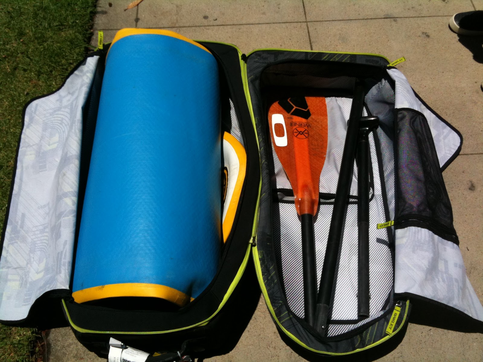 Stand Up Paddle Surfing: The incredible, inflato-matic stand up board ...