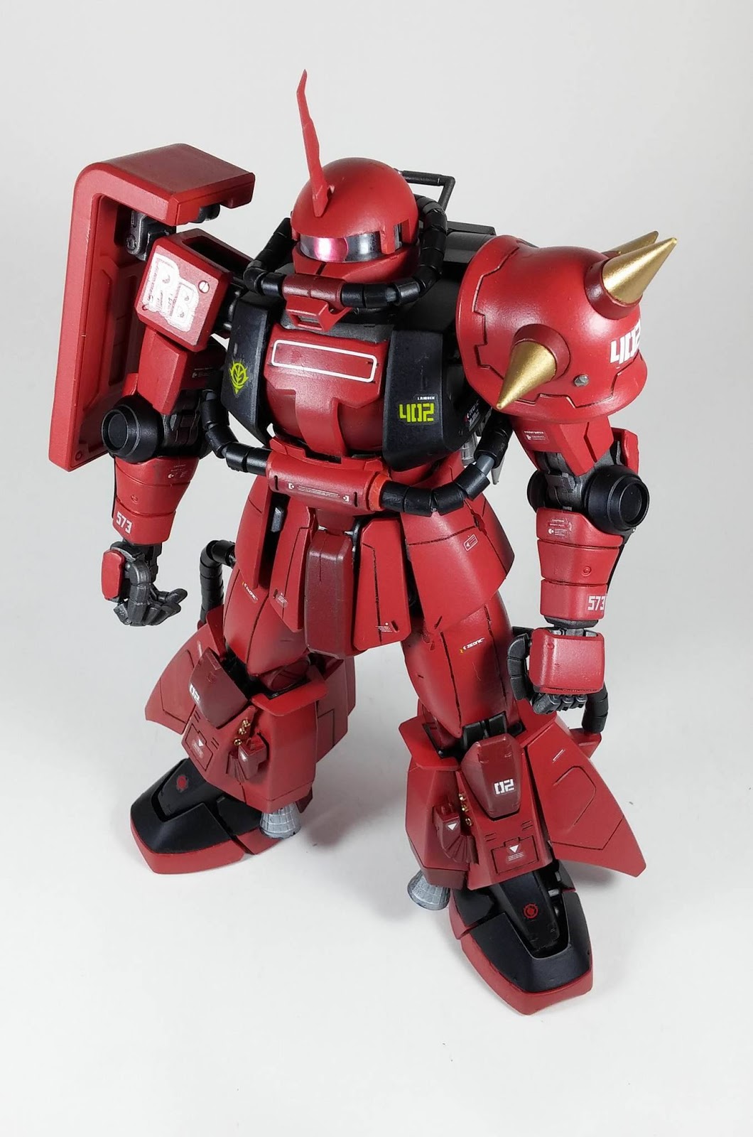 Custom Build: MG 1/100 MS-06R-2 Zaku II (Johnny Ridden Custom)
