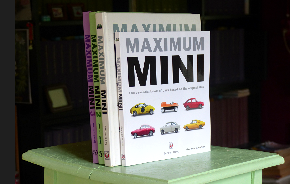 Maximum Mini: Maximum Mini is back in print