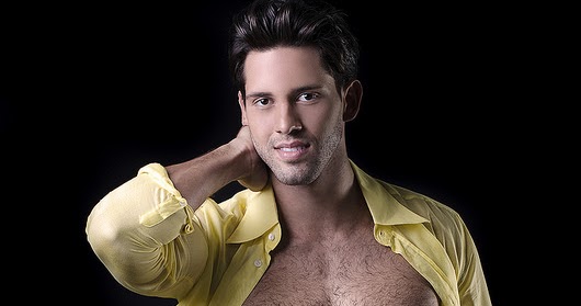 Man Central: Ignacio Milles: Shirtless