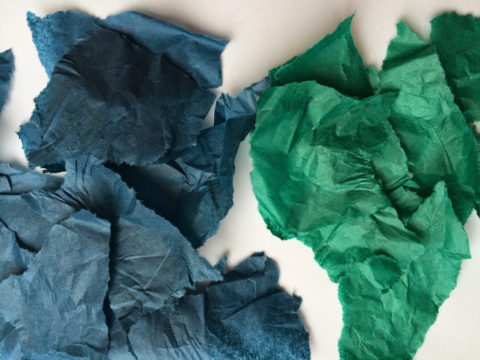 Mini Monets and Mommies: Model Magic and Tissue Paper Planet Art Project