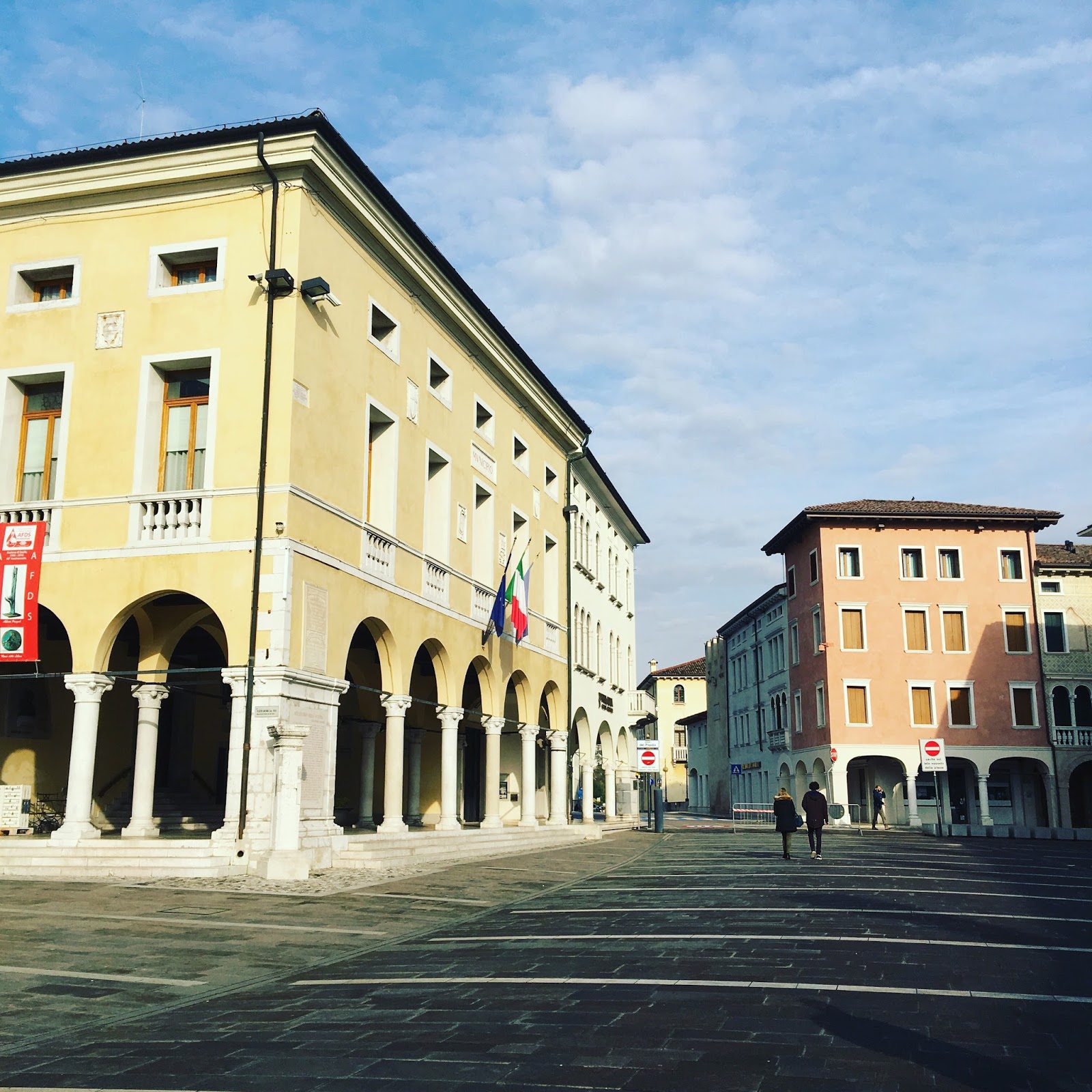 Beyond-my-thoughts: Quick Aviano tour.