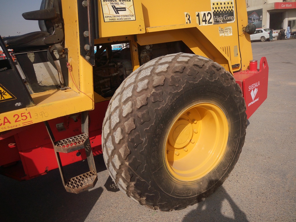 RAFIQ BROTHERS : Dynapac CA251 Vibrator Road Roller for Sale in Karachi ...
