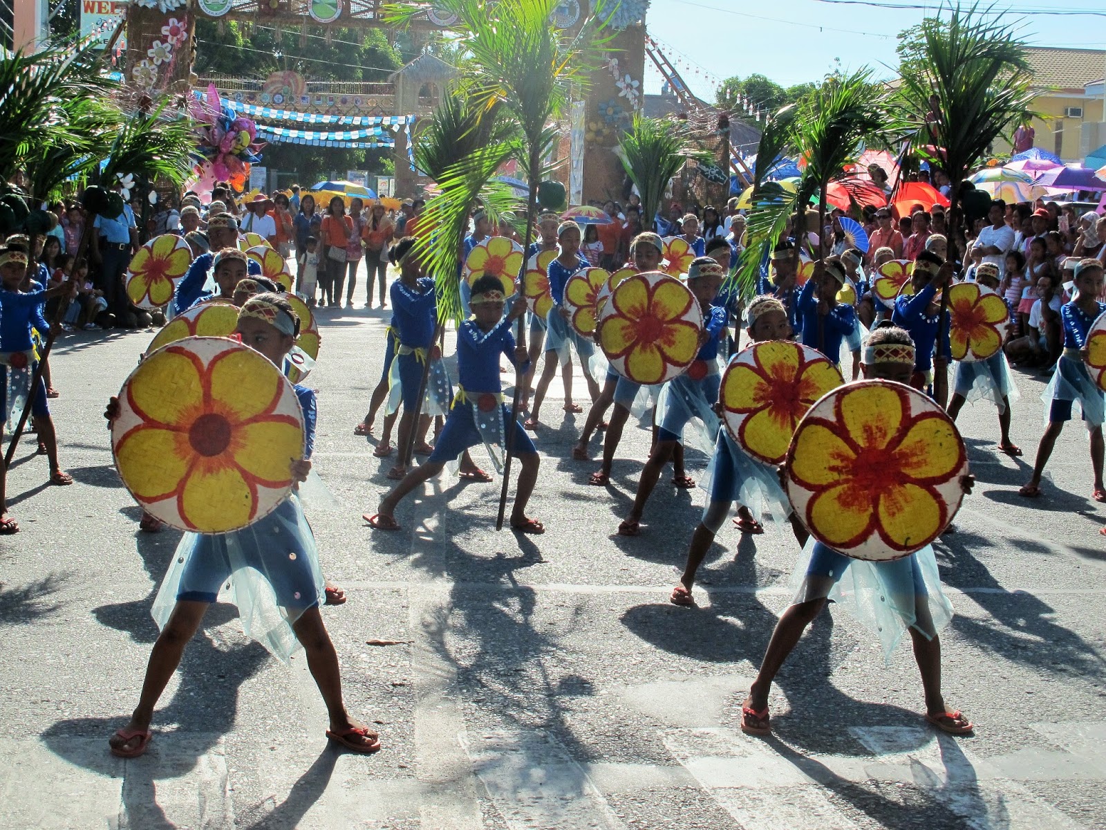 Gridcrosser: Baile, Baler! Aurora Capital Celebrates Coco-Sabutan Festival