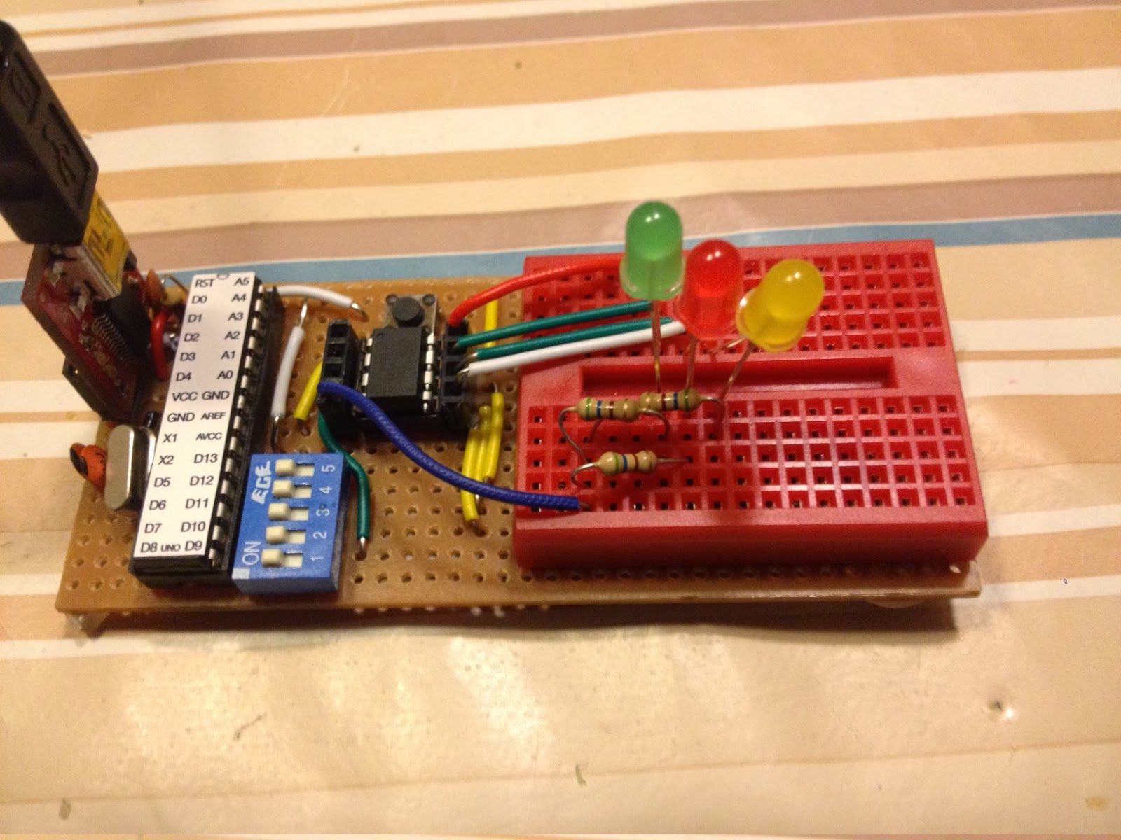 DIYcrap: Arduino ATtiny programmer circuit DIYcrap: Arduino ATtiny programmer circuit