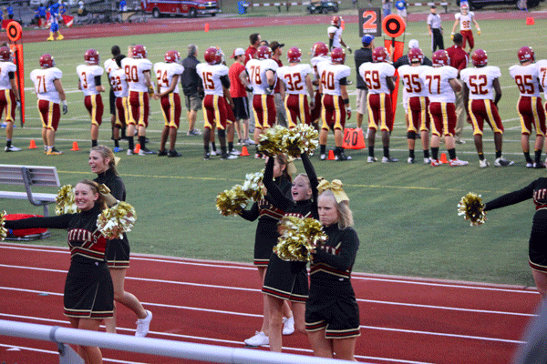Winnetonka Cheer: More Friday Night Winnetonka Cheer Football Pictures