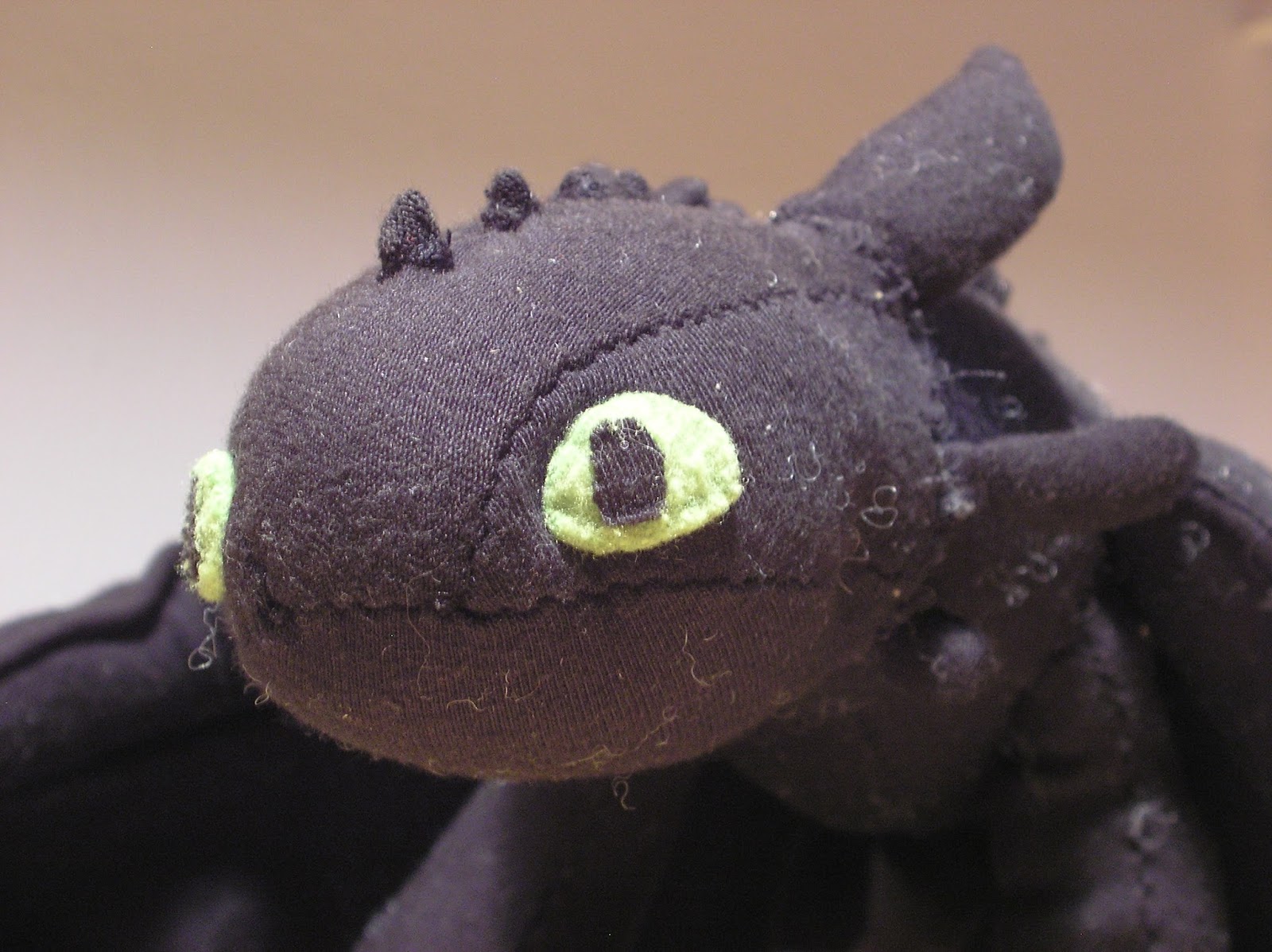 Toothless the Night Fury, "How To Train Your Dragon" movie - Fanciful ...
