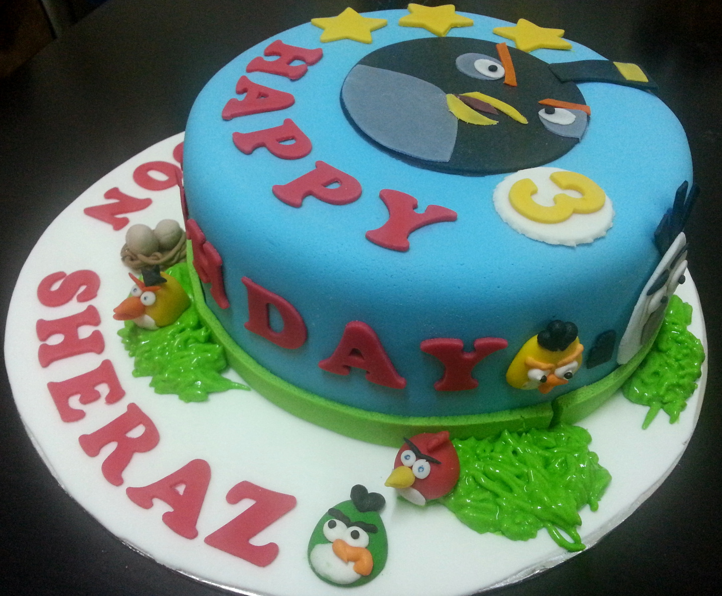 Vanilla Pastry: Angry Bird Theme Custom Made Birthday Cake