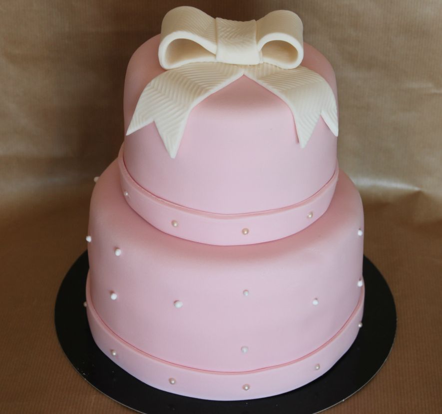 Chocolat Malaga: Tarta Lazo Rosa y muchas cosas nuevas