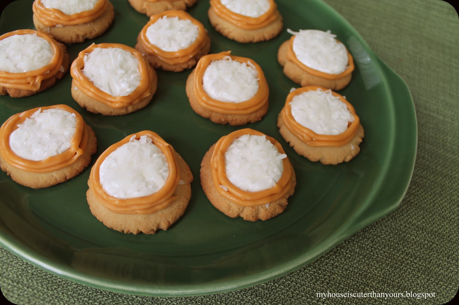 *~my house is cuter than yours~*: Marshmallow Butterscotch Snowcap Cookies