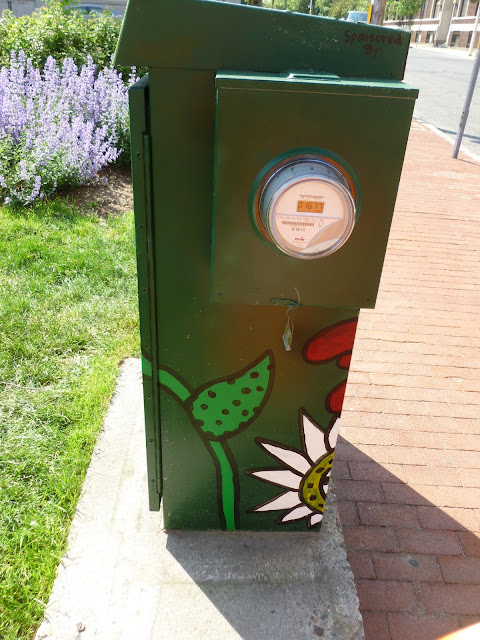 Photo-ops: Decorated Utility Box - Whimsical Flowers - Springfield, MA