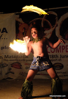 WhereIsHolden?: Siva Afi Samoan fire dance