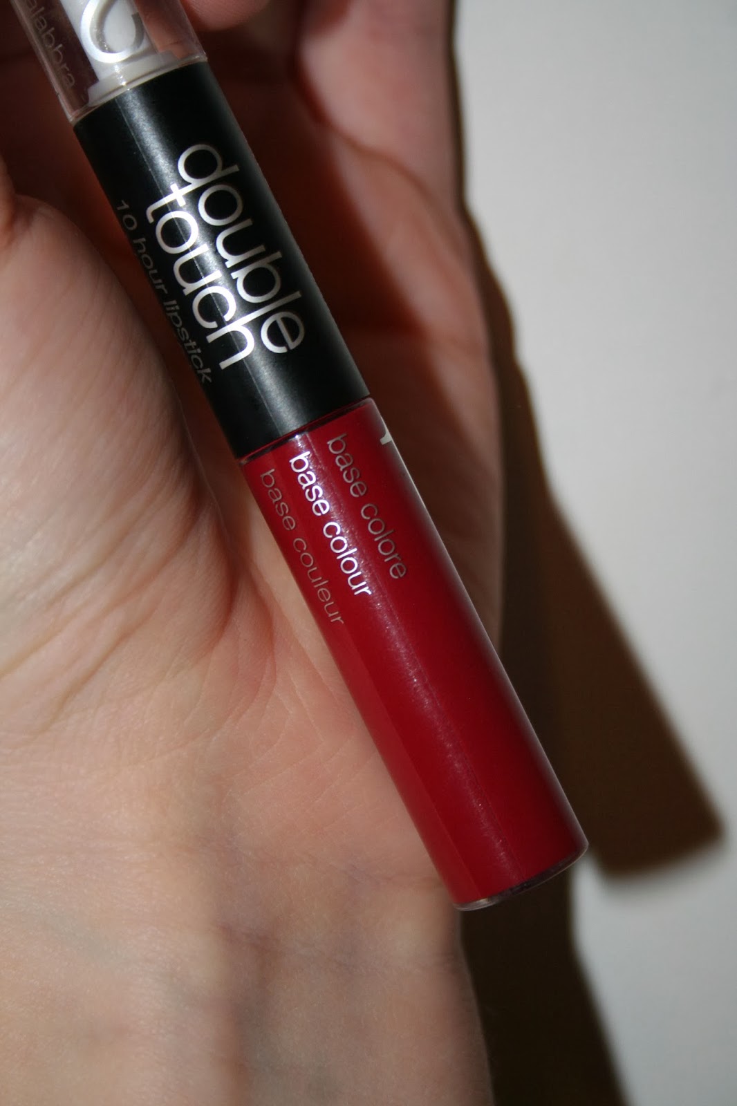 Mademoiselle Pingouin : Kiko ou le rouge à lèvres à toute épreuve