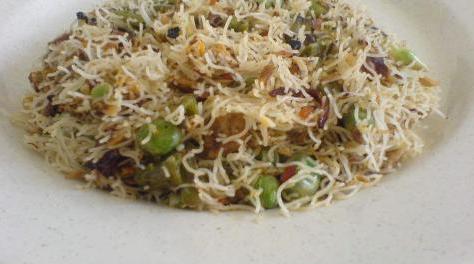 String Hoppers Pilau with Shrimps (Indi Appa Pilau)