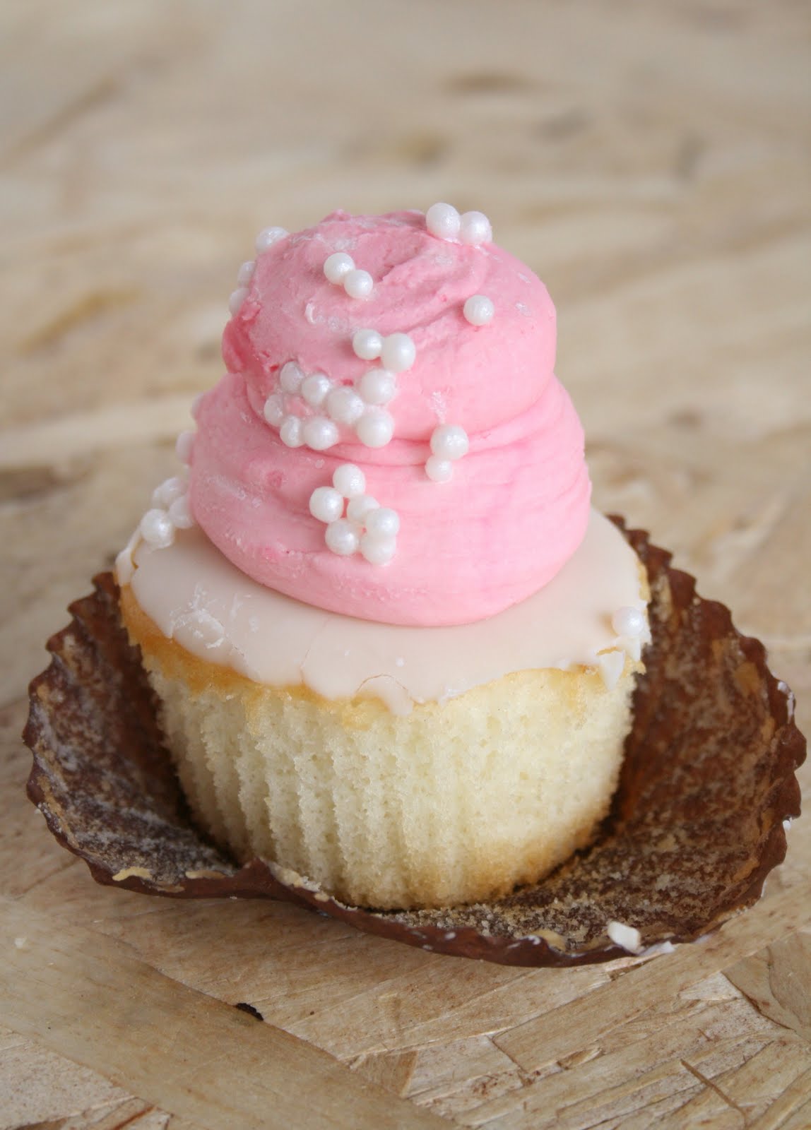 Bake - a - holic: ele Cake Co