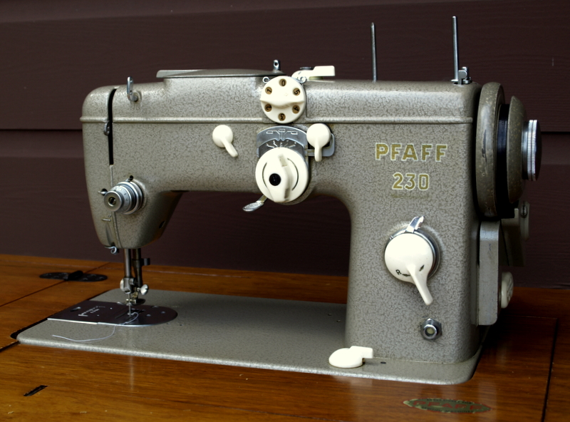 Tight Acres: Pfaff 230 No. 2