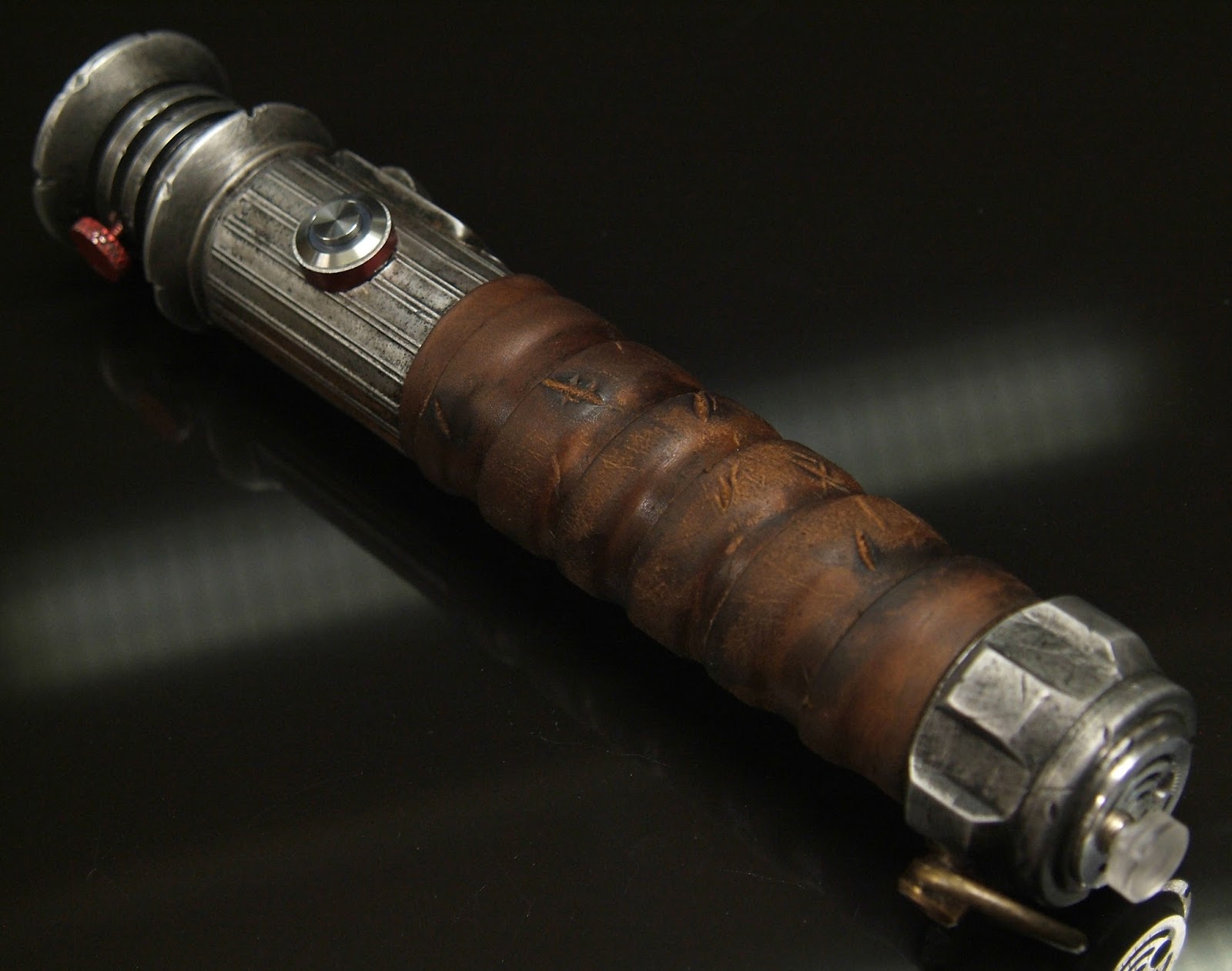 RO-LIGHTSABERS: RONIN