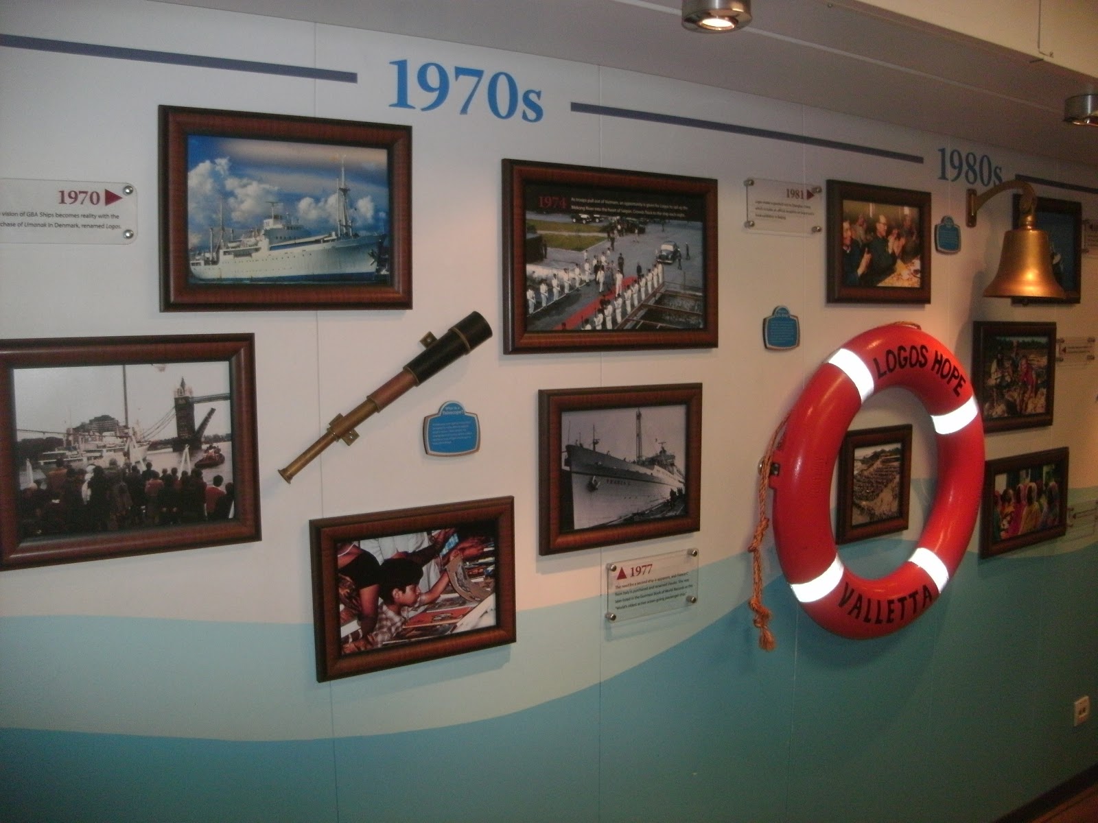 tSoKtOk: MV Logos Hope: A Floating Library