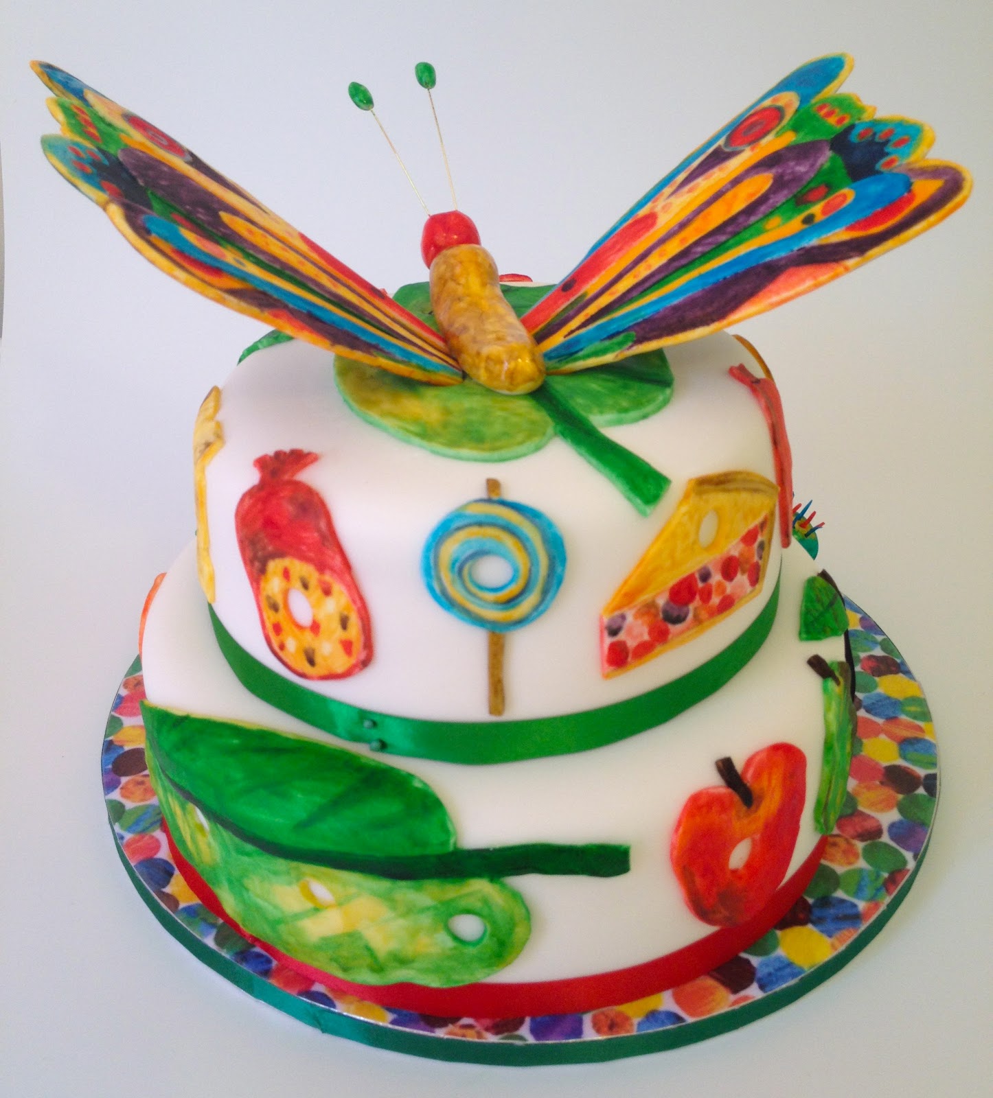 Elaine's Sweet Life: The Very Hungry Caterpillar Cake
