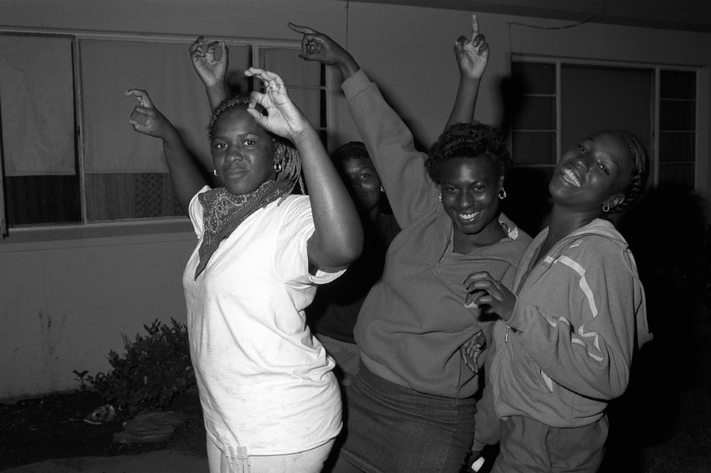 Interesting Black and White Photographs Reveal the Secret Language of ...