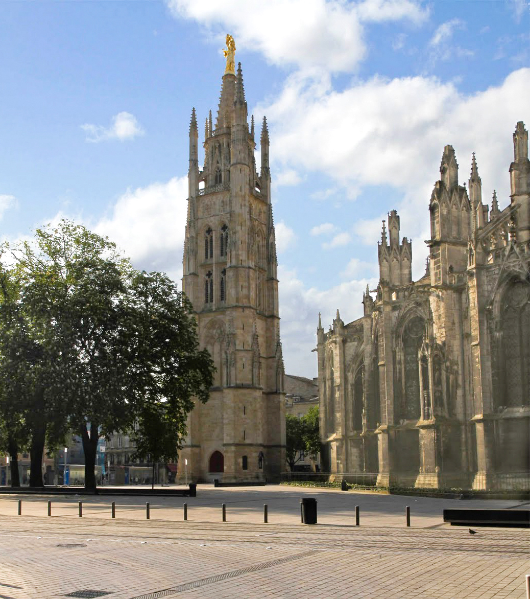 Bordeaux et ses environs: La place Pey Berland
