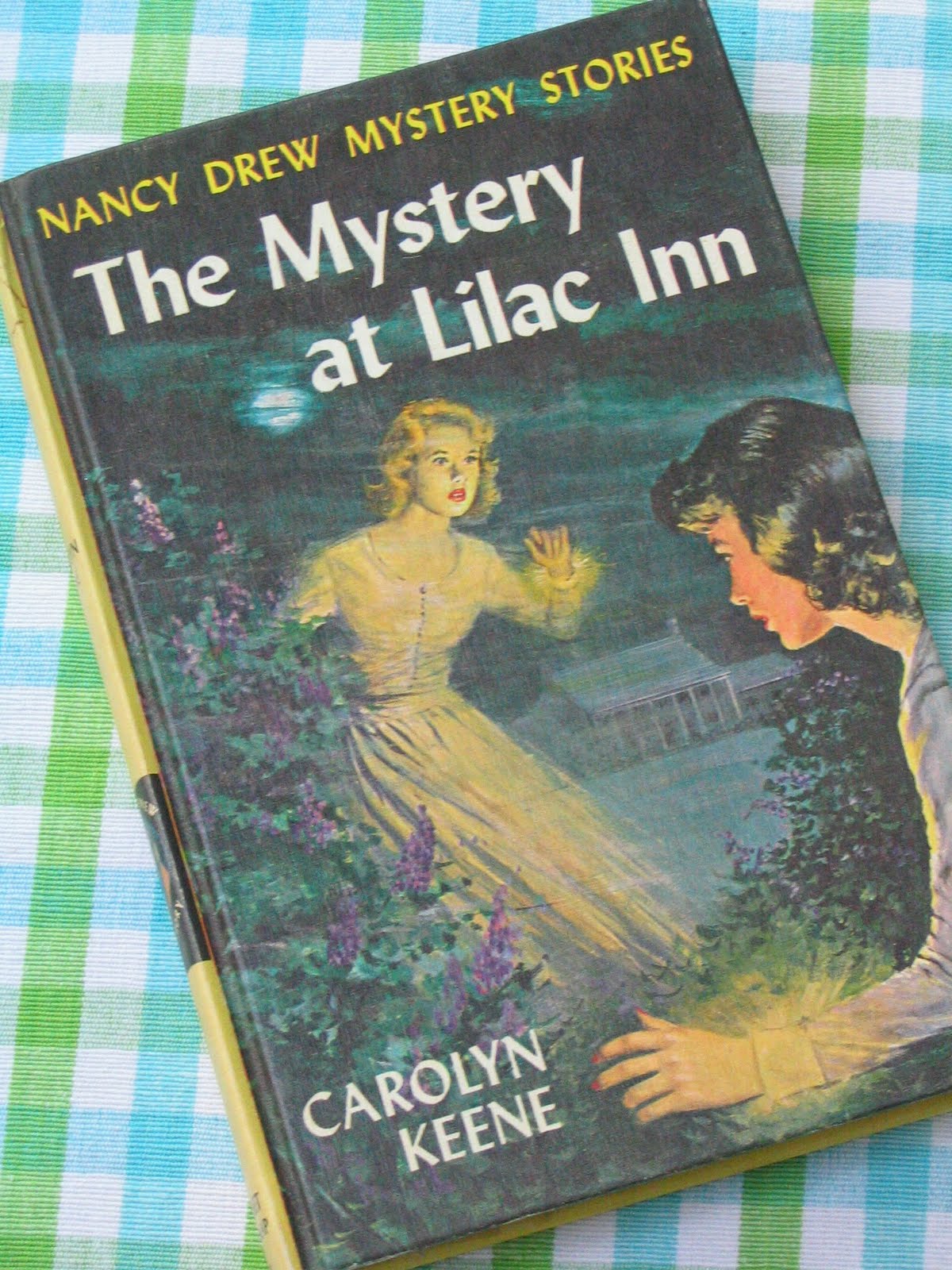 The Vintage Read: Vintage Nancy Drew!