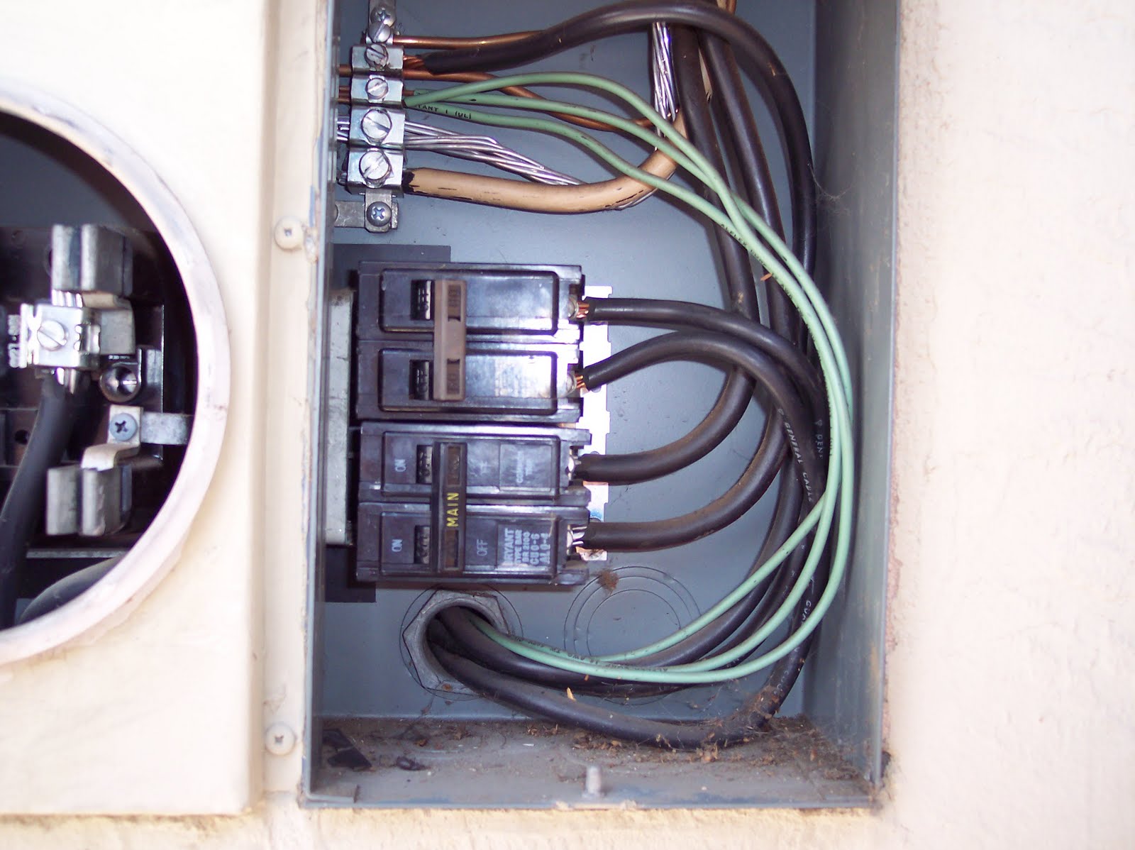 2121 Interbay Drive: Electric Meter Socket & Load Center