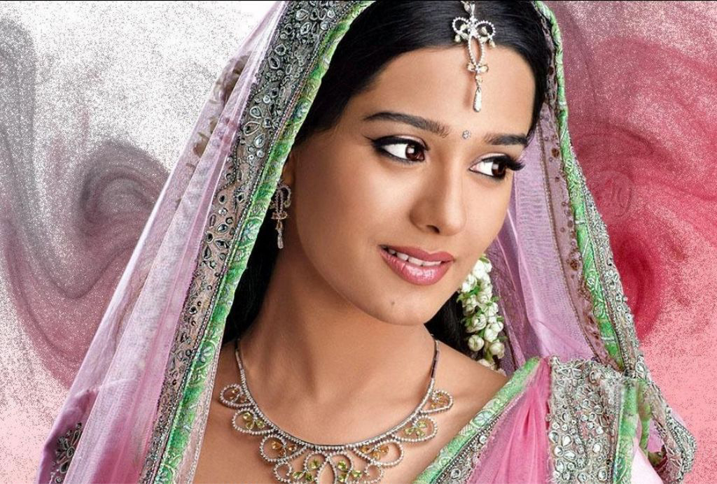 Actresses HD Wallpapers: Amrita Rao HD Wallpapers