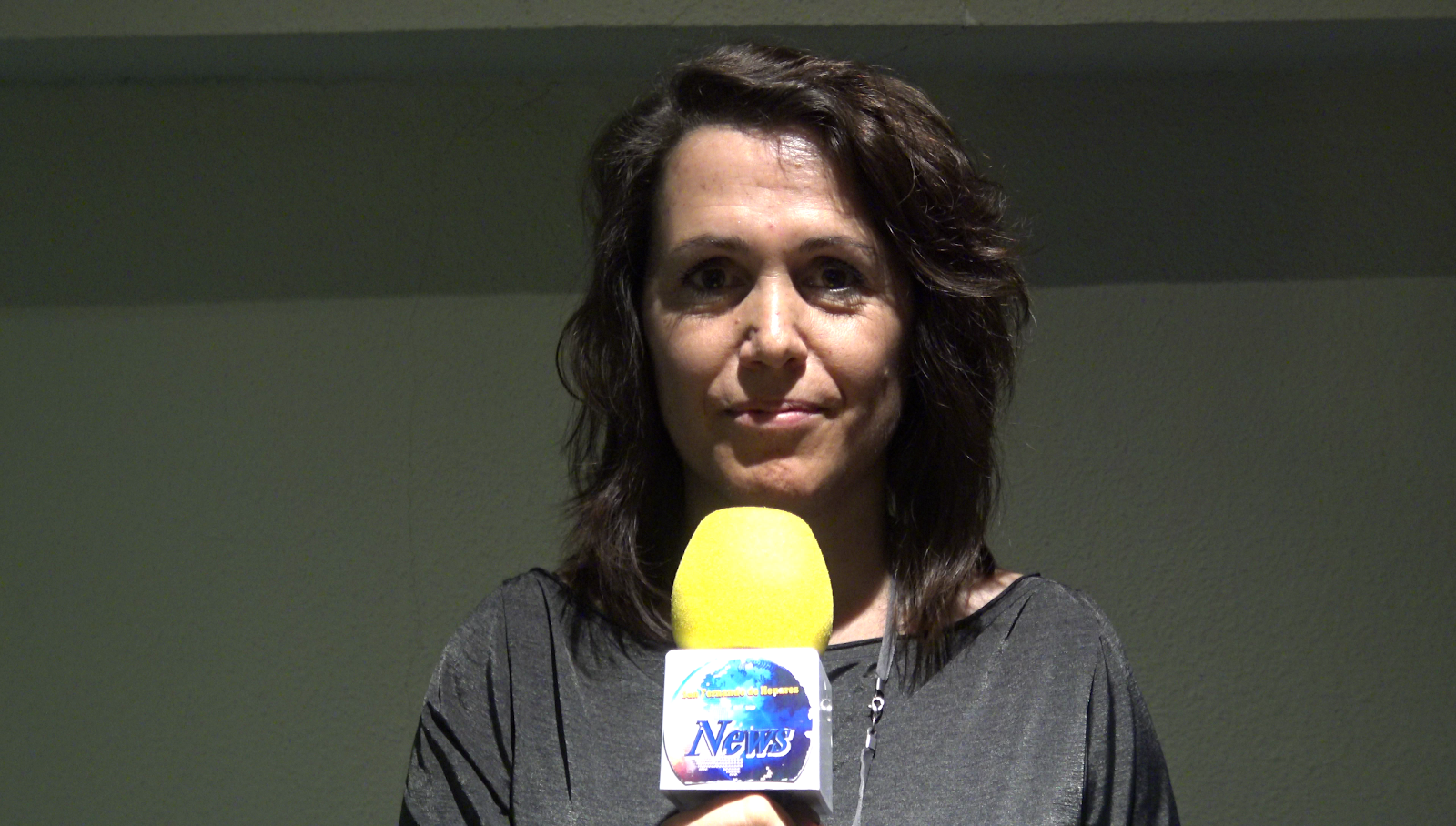 Emilia Ruiz, directora de cine presenta INDIOS Y VAQUEROS en el Primer ...