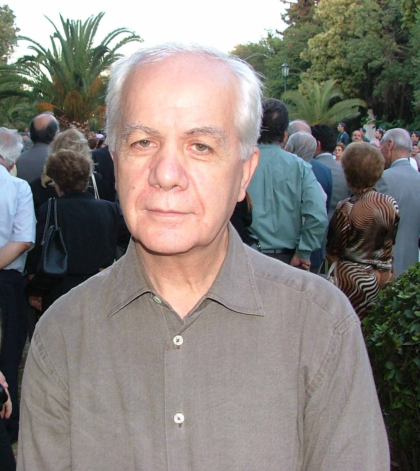 ΒΟΡΕΑΣmagazin: ΔΙΑ ΧΕΙΡΟΣ ΤΟΥ ΕΒΡΙΤΗ ΓΛΥΠΤΗ ΑΠΟΣΤΟΛΟΥ ΦΑΝΑΚΙΔΗ