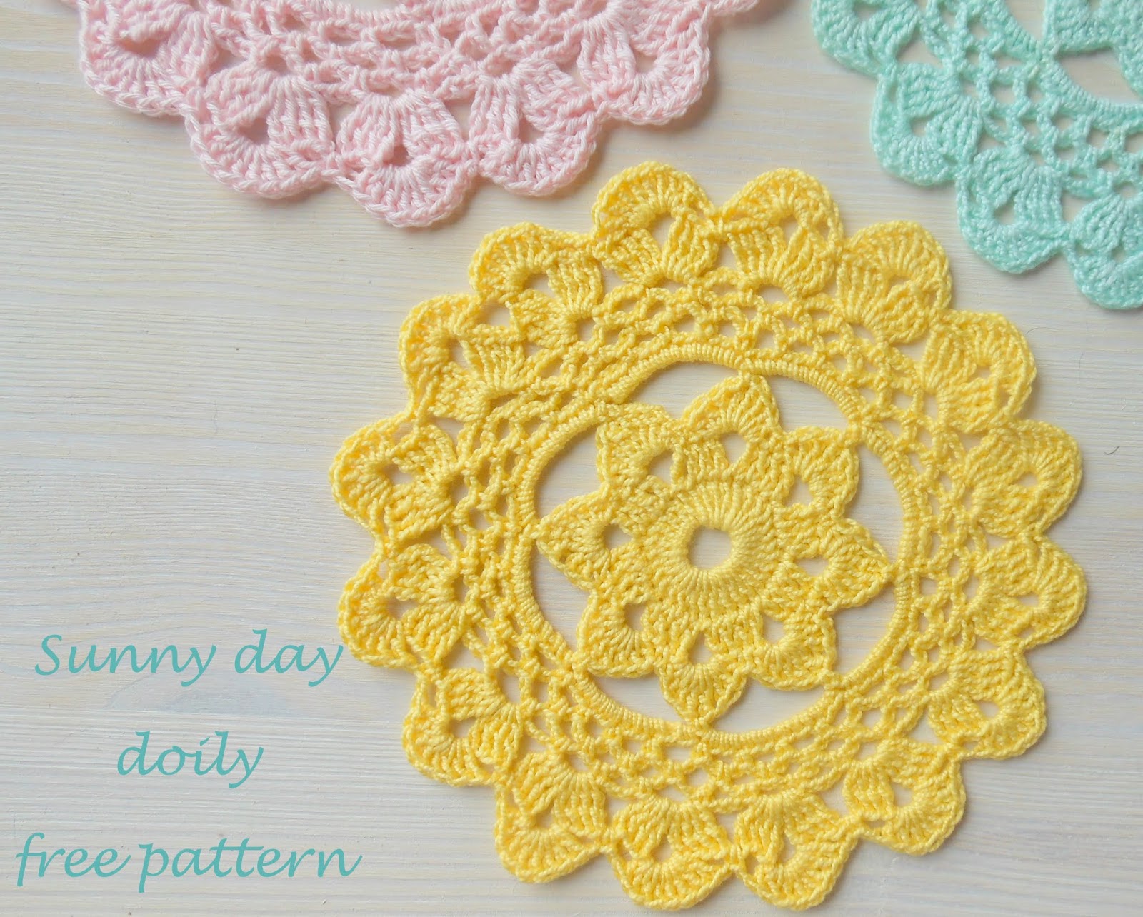 Twolittlebirds: Sunny day doily - free pattern