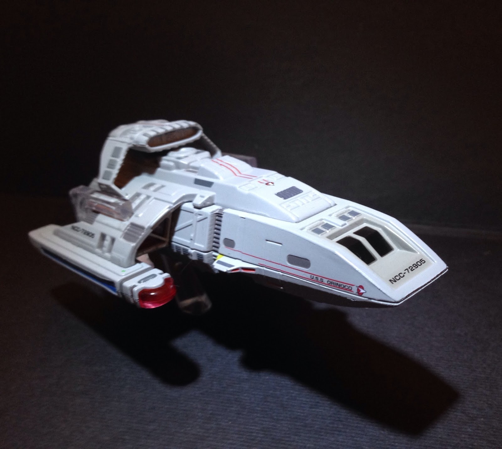 Star Trek Tafelrunde "Hermann Darnell" Potsdam Babelsberg: Eaglemoss 32 ...