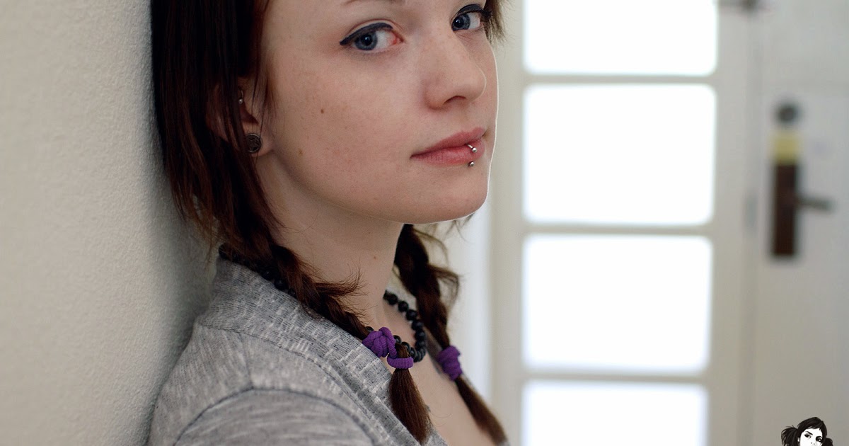 Kerberos - Suicide Girls: Salliss - Starry Eyed