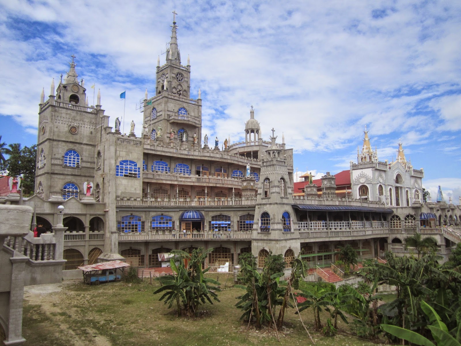 Jhunax the Explorer: The Simala Shrine