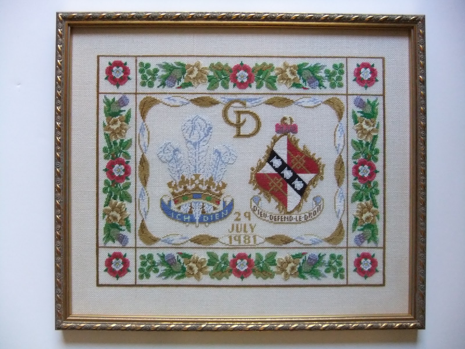 British Patriotic Samplers: Charles & Diana : wedding : heraldic coat ...