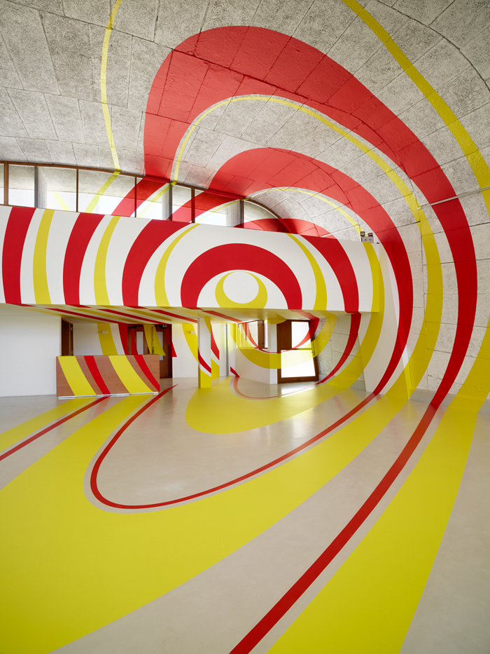 loveisspeed.......: Felice Varini to MAMO in Marseille..... Smells good ...