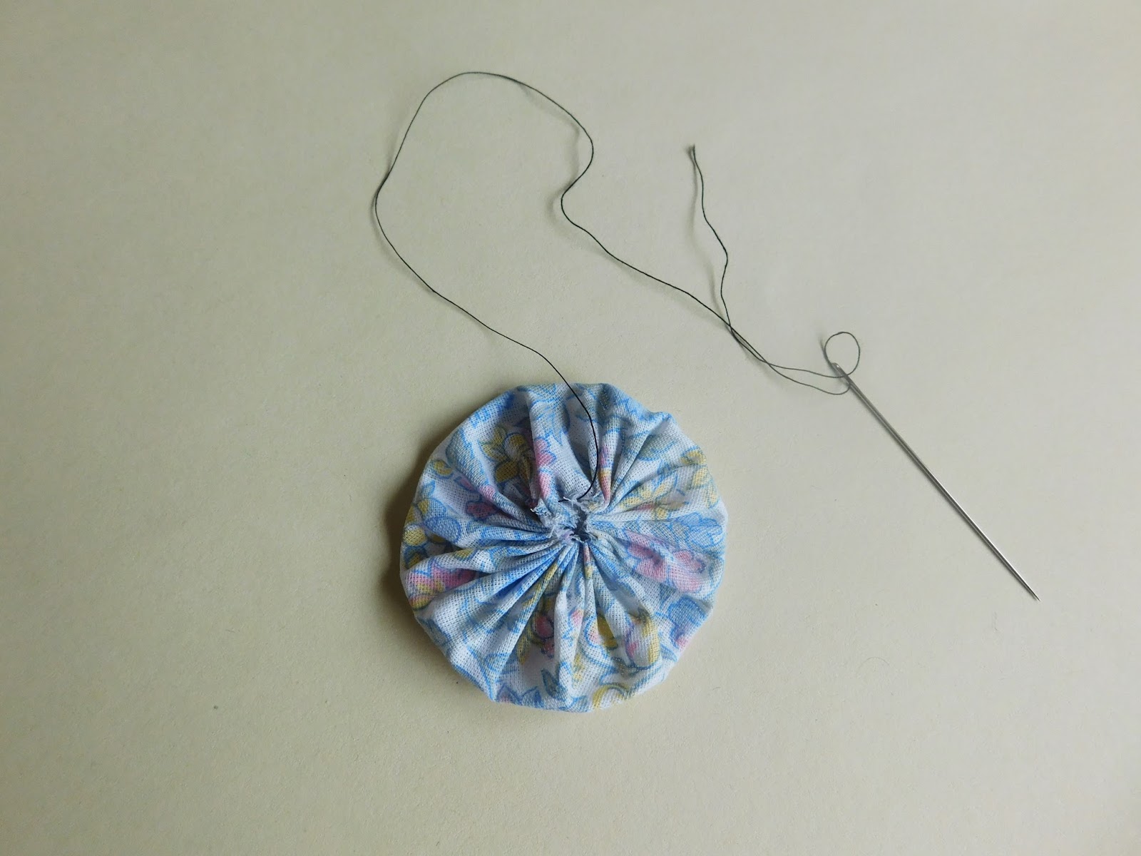 Marianna's Lazy Daisy Days: Suffolk Puffs