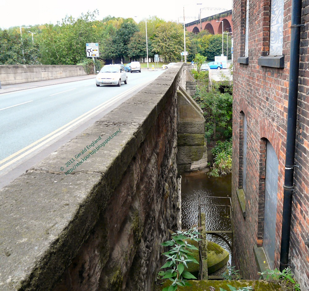 Stockport Daily Photo: King Street West Bridge