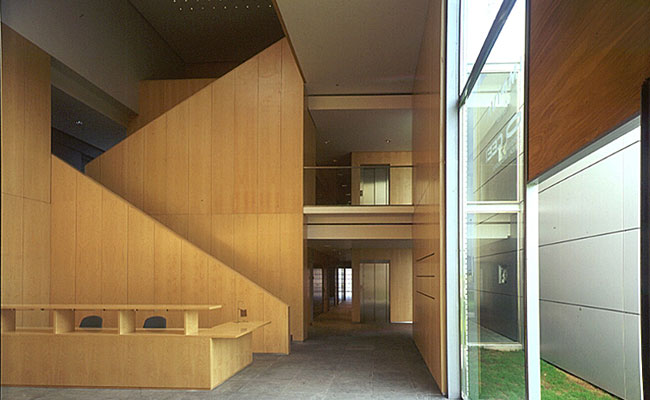 Tecnologías I: Ejemplos de uso de tableros de madera DM