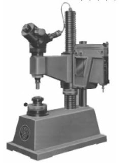 Blog do Metalúrgico: Ensaio de Dureza – Dureza Vickers