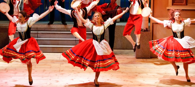 Turismo en Roma (Italia): Tarantella: Baile típico de italia