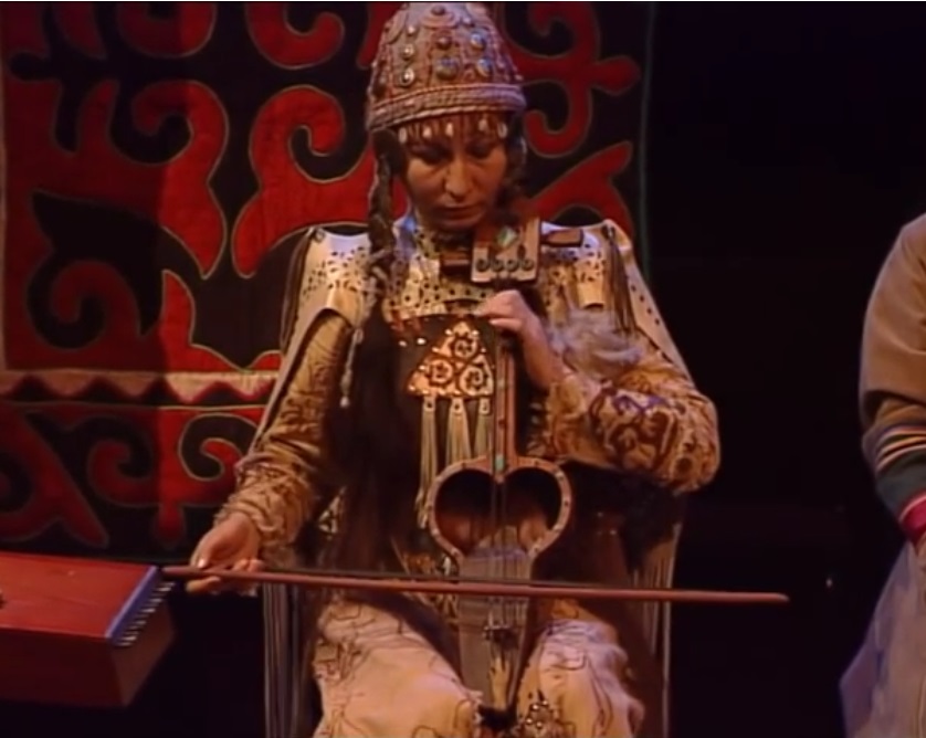 INSTRUMUNDO Instrumentos Musicales: Kobuz, Kobiz, қобыз, Kyl-kobyz, Kauz