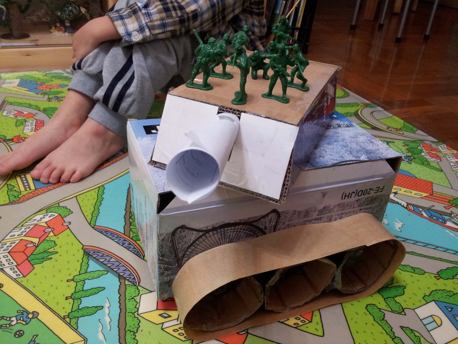 Shine Kids Crafts: Paper crafts for Kids - carton box tank